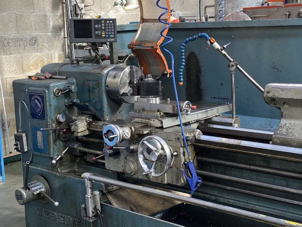 Machine tournage - Tollec SARL